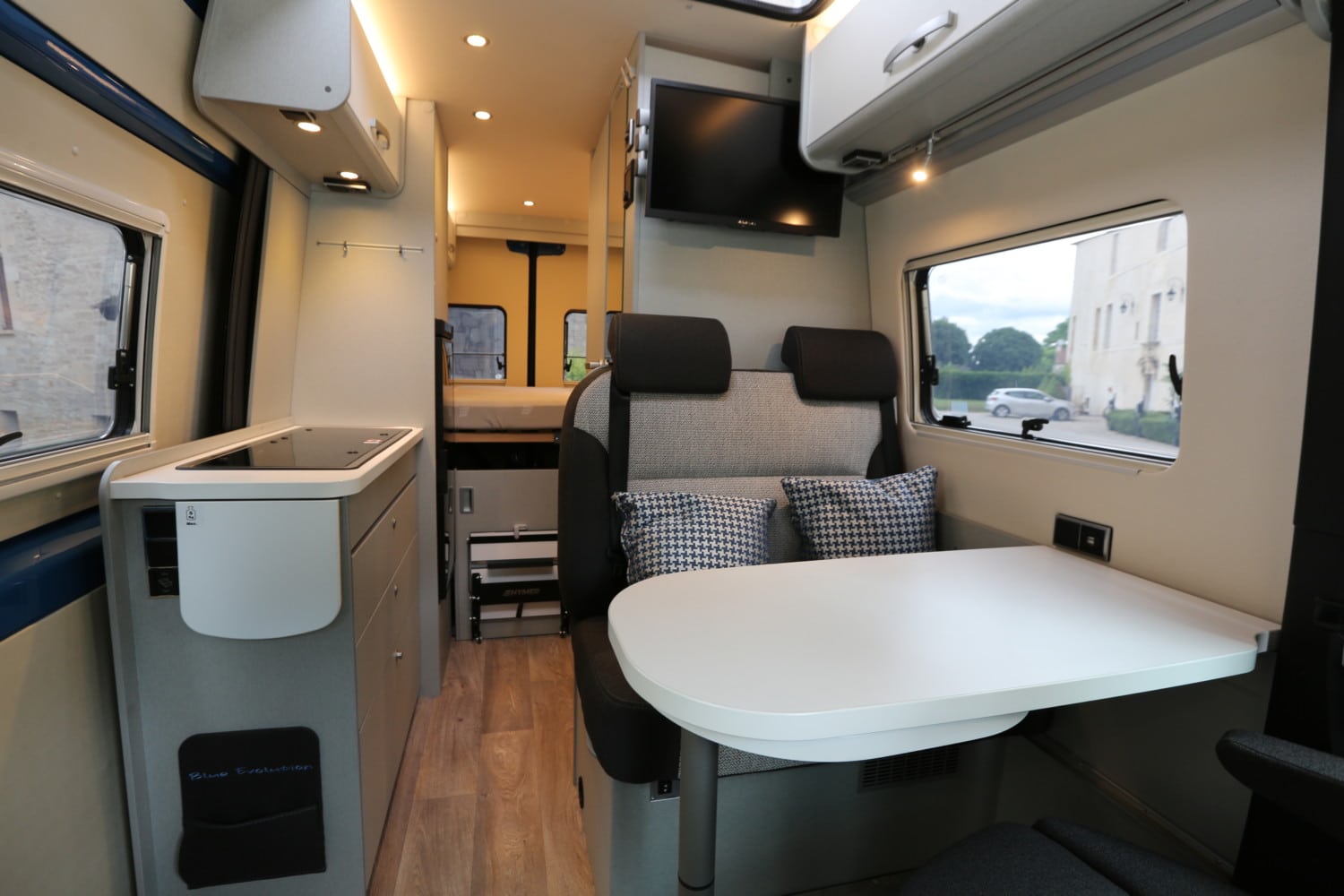 Hymer Camper Vans : des fourgons riches et variés